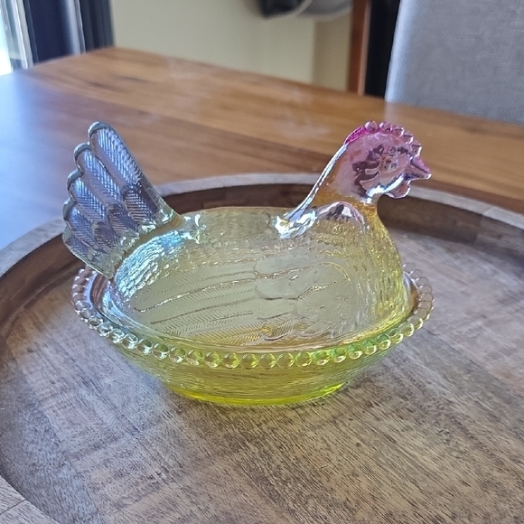 Art | Glass Hen On A Nest Tri Color | Poshmark